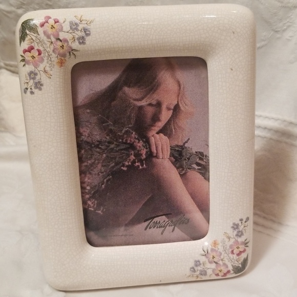 terragrafics | Accents | Vintage Terragrafics Floral Frame 3x5 | Poshmark